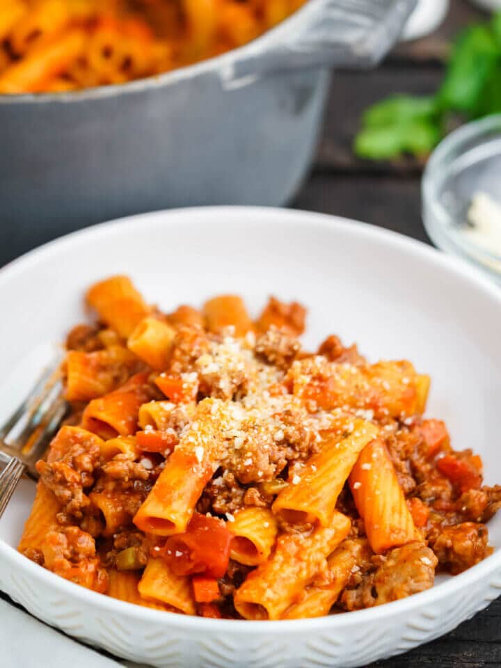 Slow Cooker Pulled Pork Sandwich - Bowl Me Over