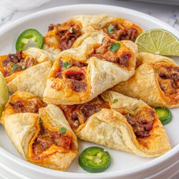 5 Ingredient Puff Pastry Tacos Bites (Easy Recipe) - Bowl Me Over