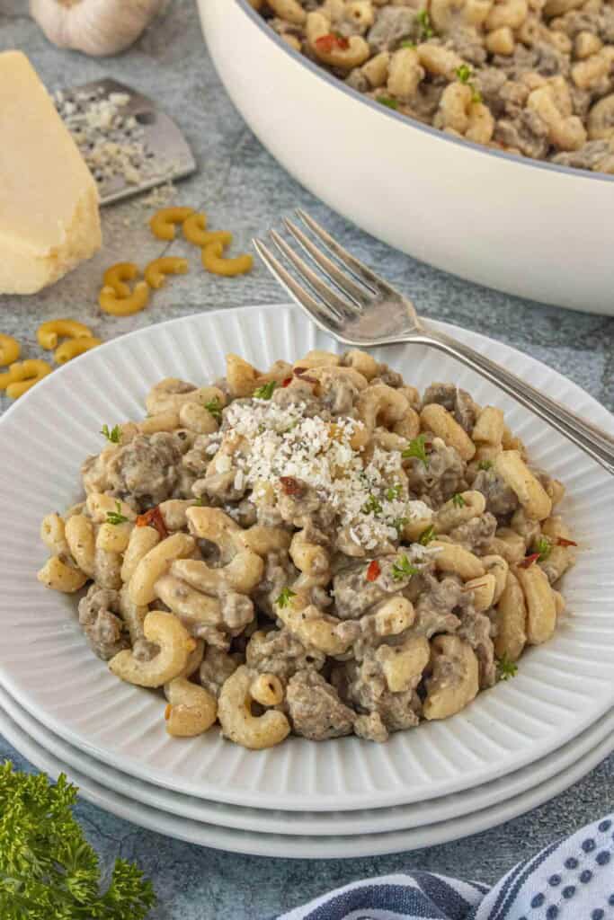 Hamburger Helper Spicy Garlic Parmesan Bowl Me Over Hamburger Helper Spicy Garlic Parmesan Bowl Me Over